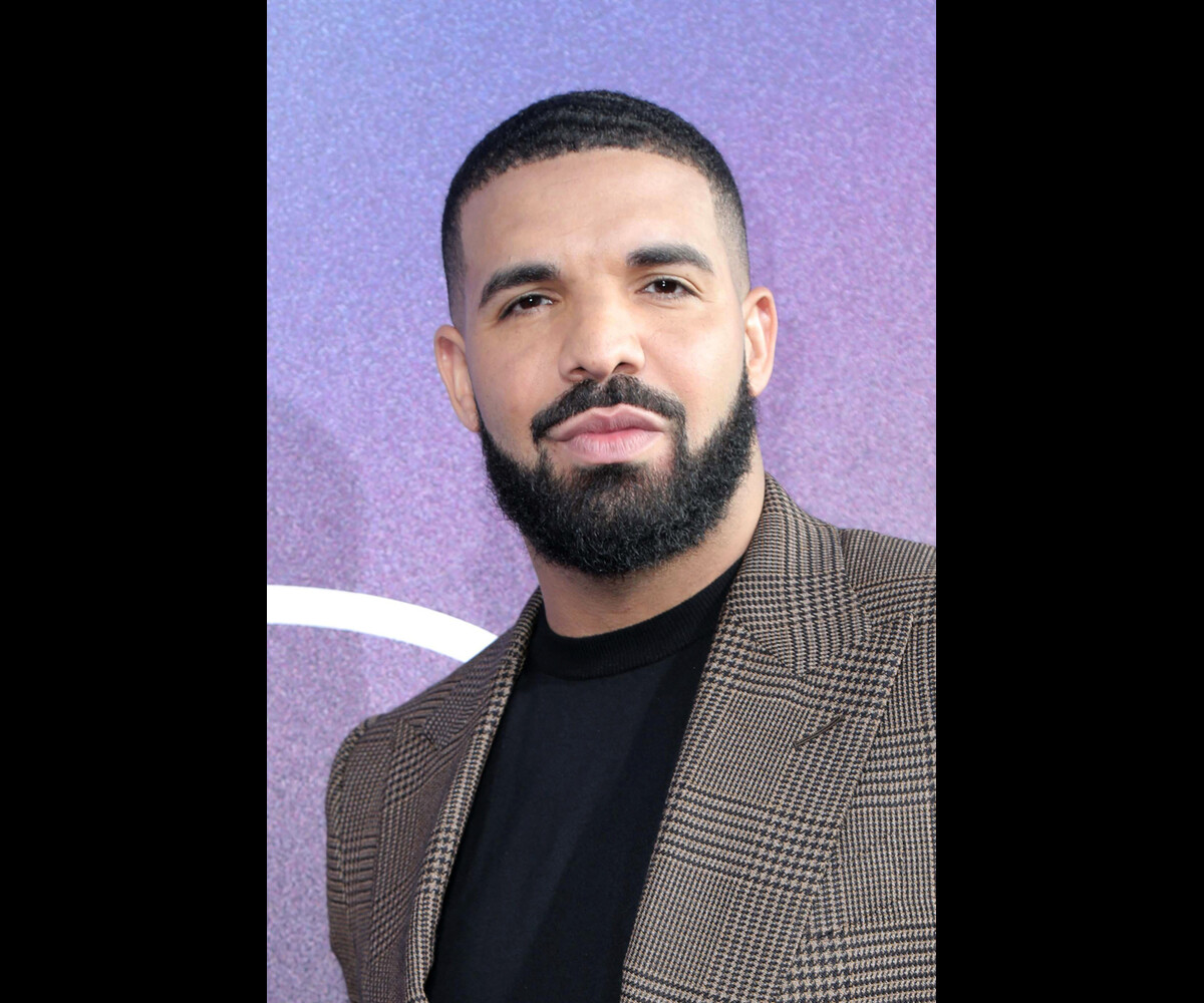 Foto: Drake destina uma parte da sua fortuna para investir em bitcoin ...