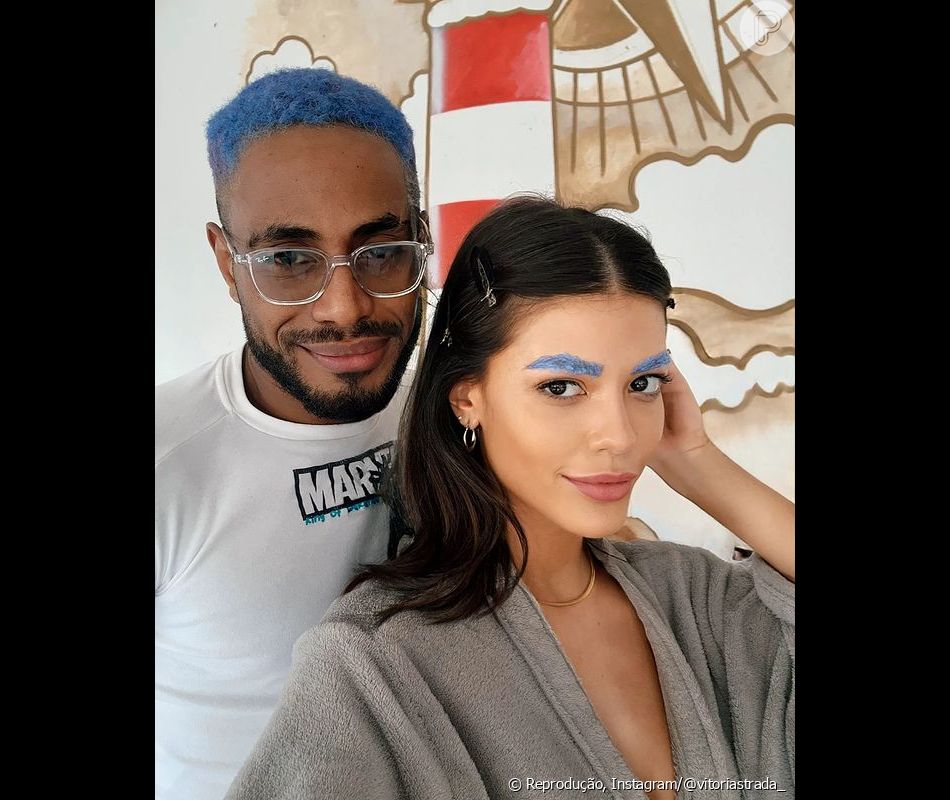 Em fotos de biquíni, corpo de Vitória Strada é elogiado na web. Veja ...