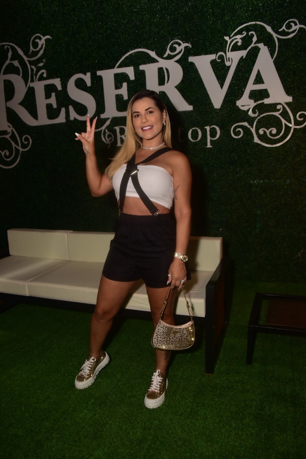 Foto: Deolane Bezerra tem investido na carreira de DJ e cantora ...