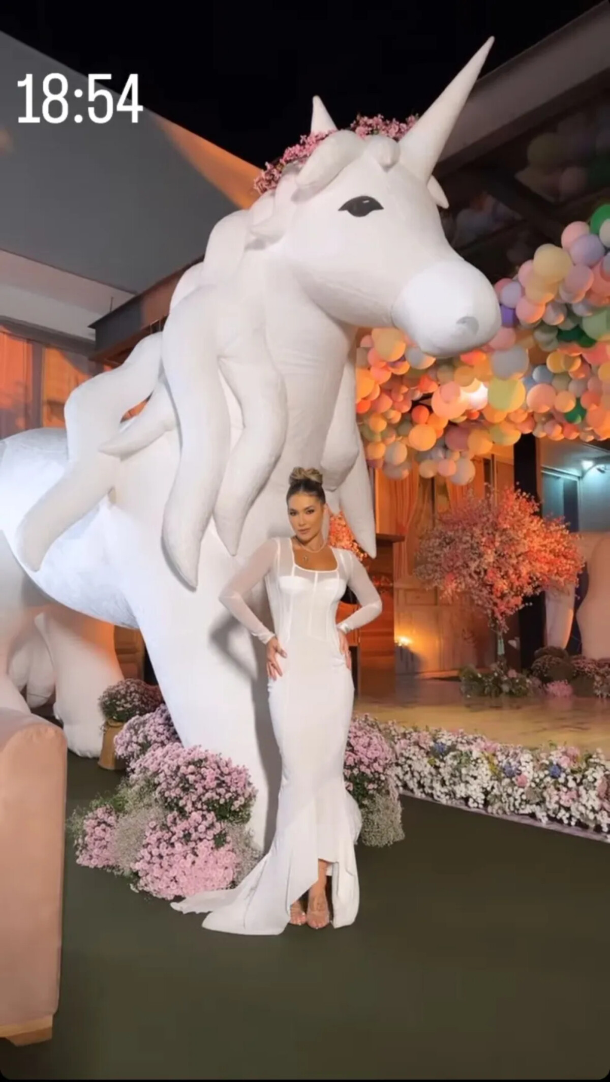 Foto: Virgínia Fonseca elegeu vestido longo com transparência da Dolce ...