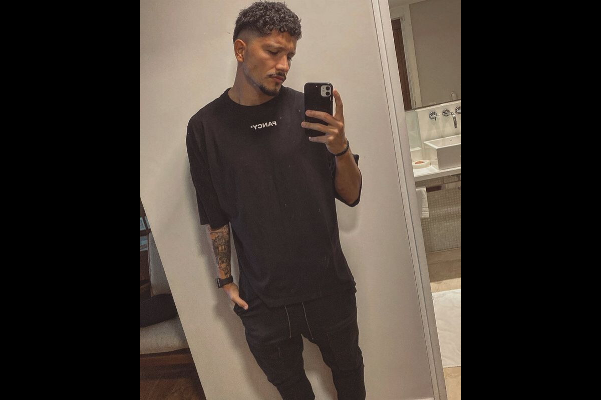 Foto: Yuri Lima o eleito de Iza é jogador de futebol e atualmente joga ...