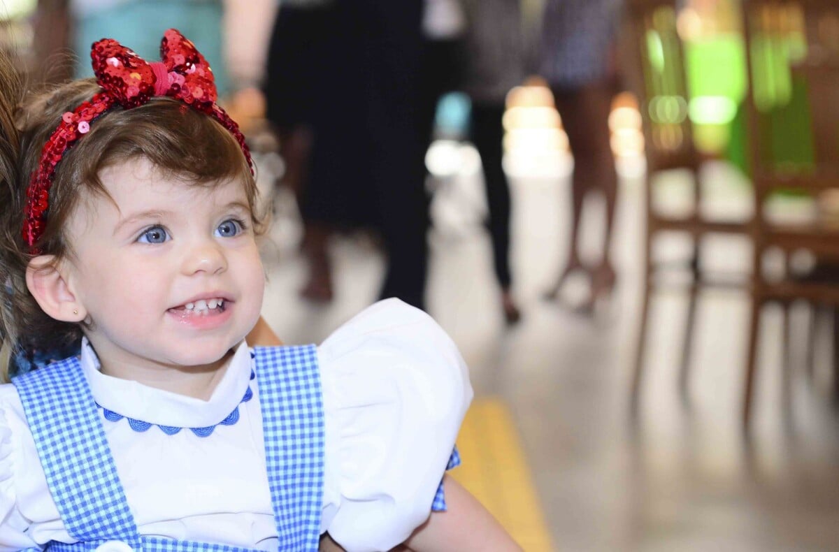 Foto: Maria Eduarda, filha de Henri Castelli, comemora aniversário de ...