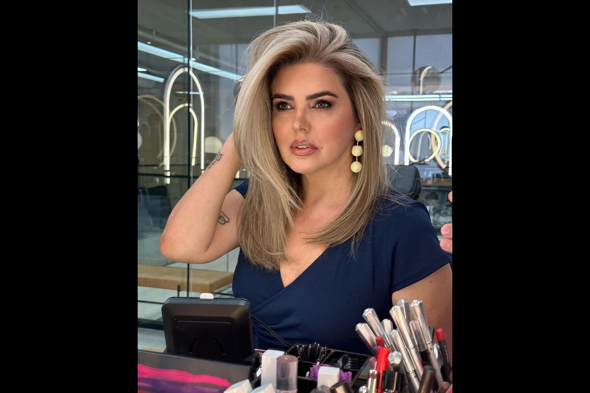 Foto Mari Alexandre Atualmente Tem 49 Anos Ela Foi Símbolo Sexual Nos Anos 90 Purepeople