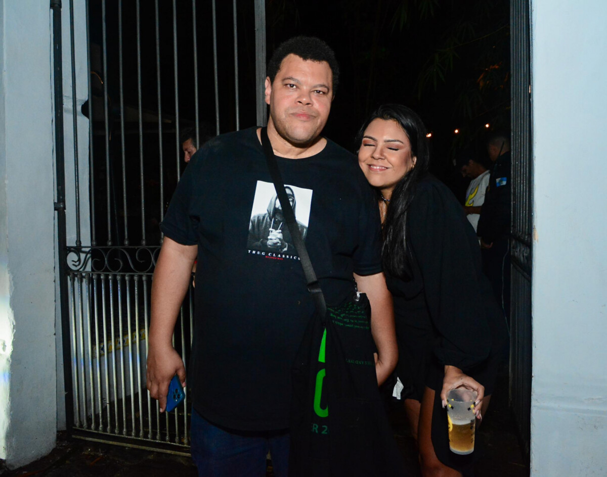 Foto: Babu Santana foi ao aniversário de Preta Gil com a namorada ...