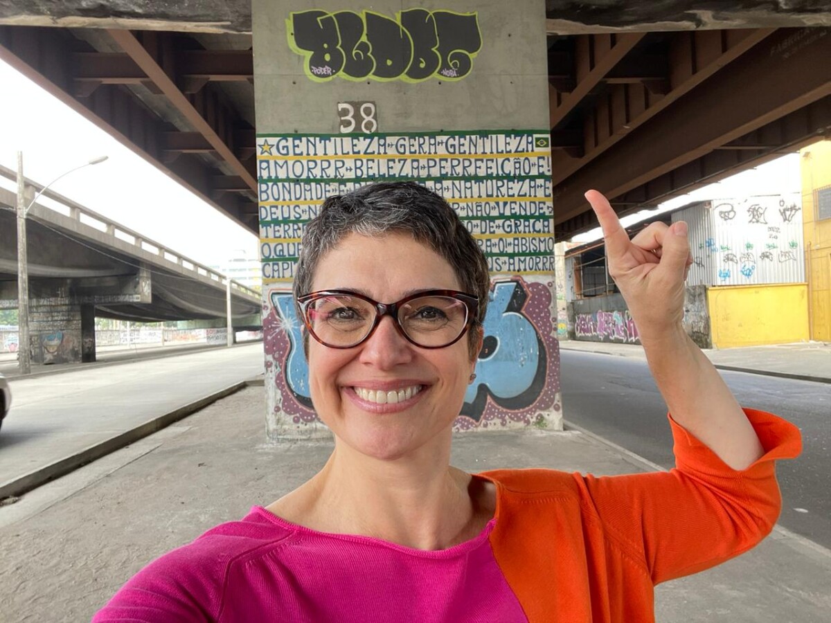 Foto: Atualmente, Sandra Annenberg tem 55 anos e uma carreira sólida ...