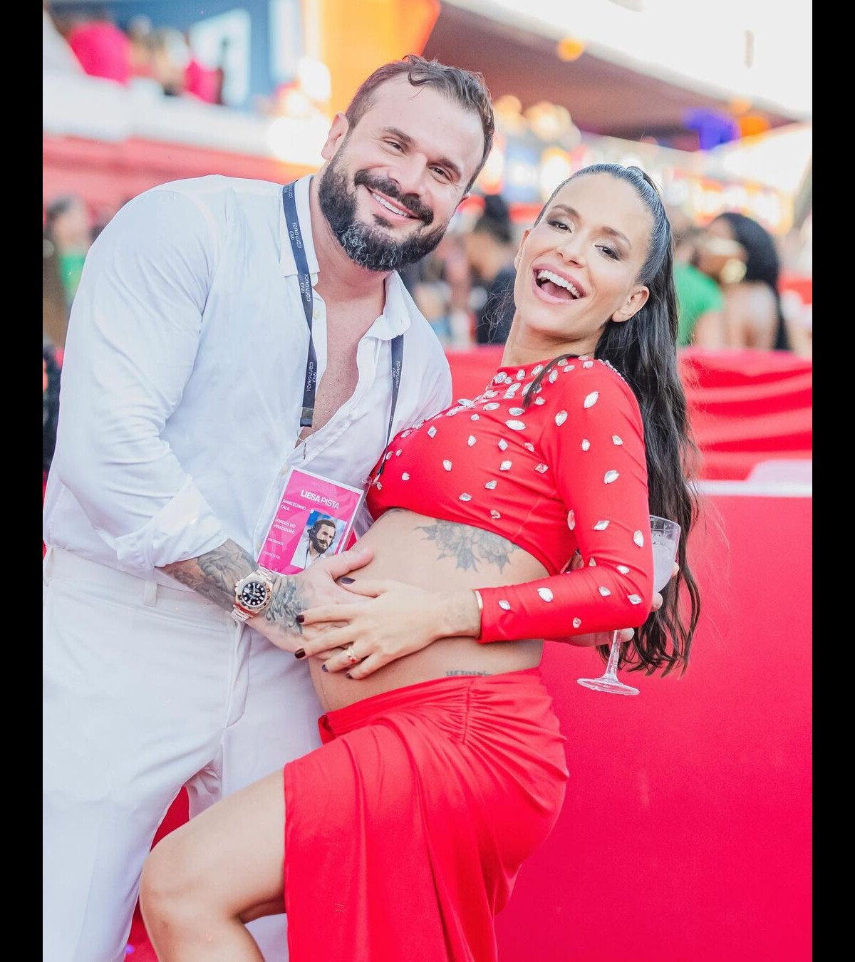 Foto: Presidente da Viradouro, Marcelinho Calil faz foto com a mulher ...