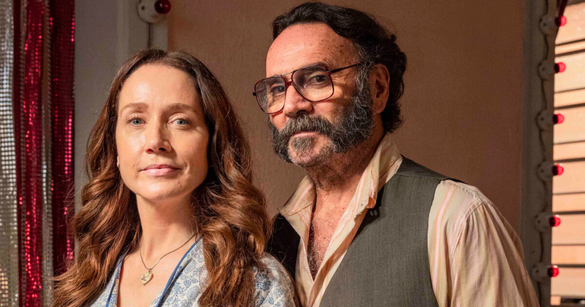 Lerdeza Nunca Mais Em Renascer Globo Aposta Em Cena Com Sexo Duplo 8883