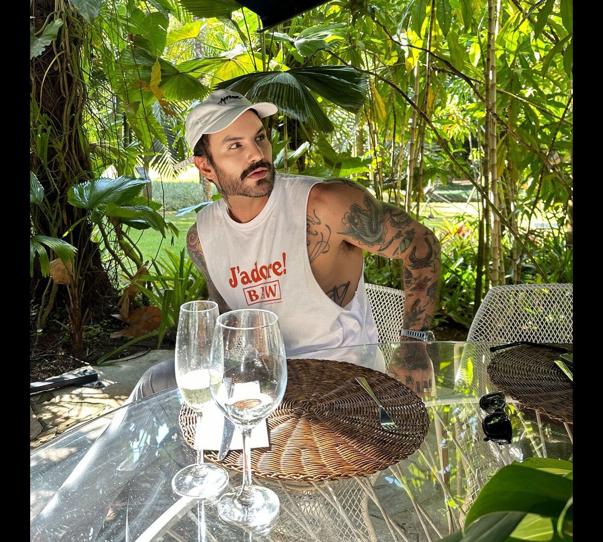 Foto: Ex-BBB Wagner Santiago ficou muito popular por seu relacionamento ...