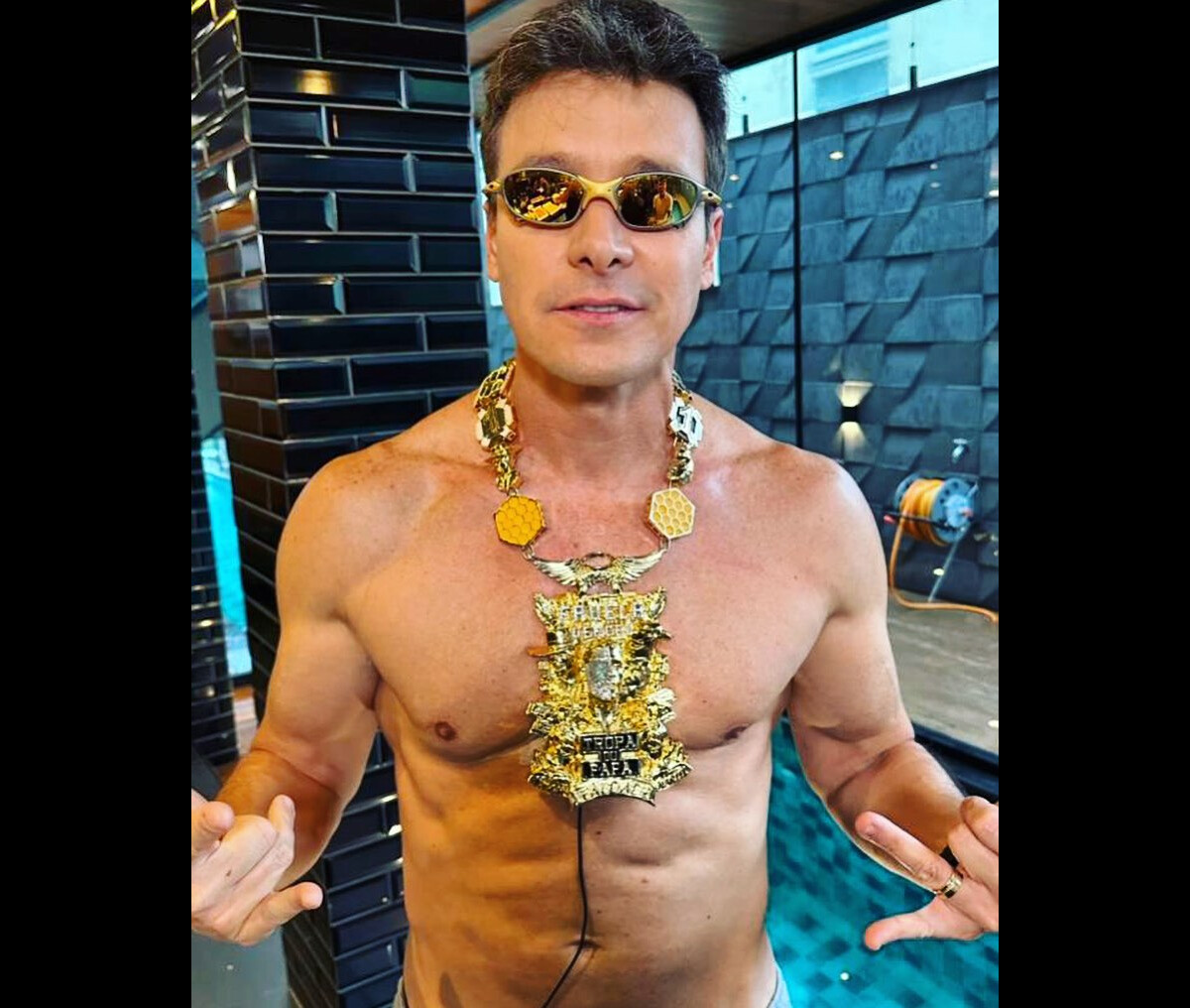 Foto: O que pouca gente sabe, porém, é que Rodrigo Faro tem uma rotina ...