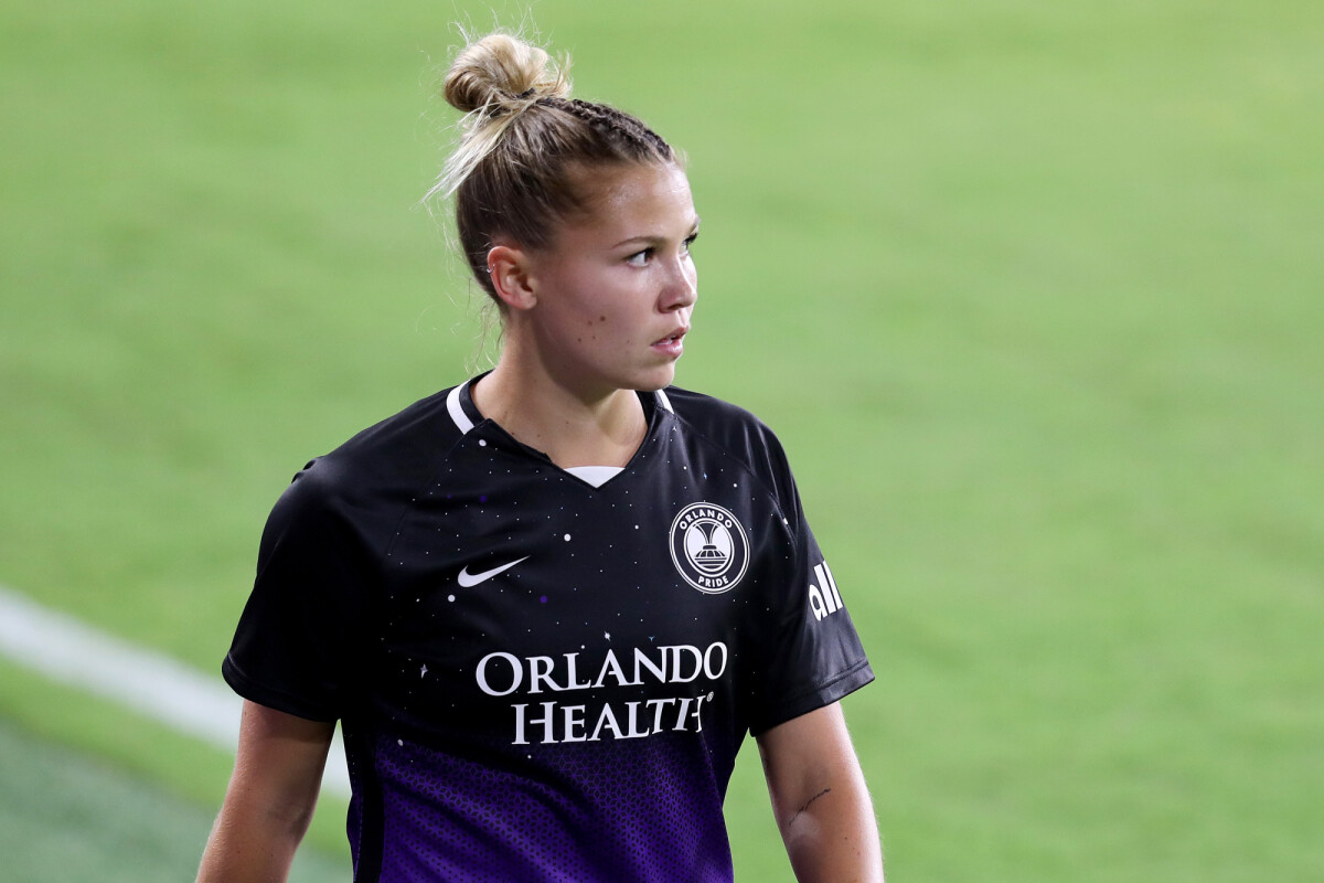 Foto: Carrie Lawrence tem 27 anos - Purepeople