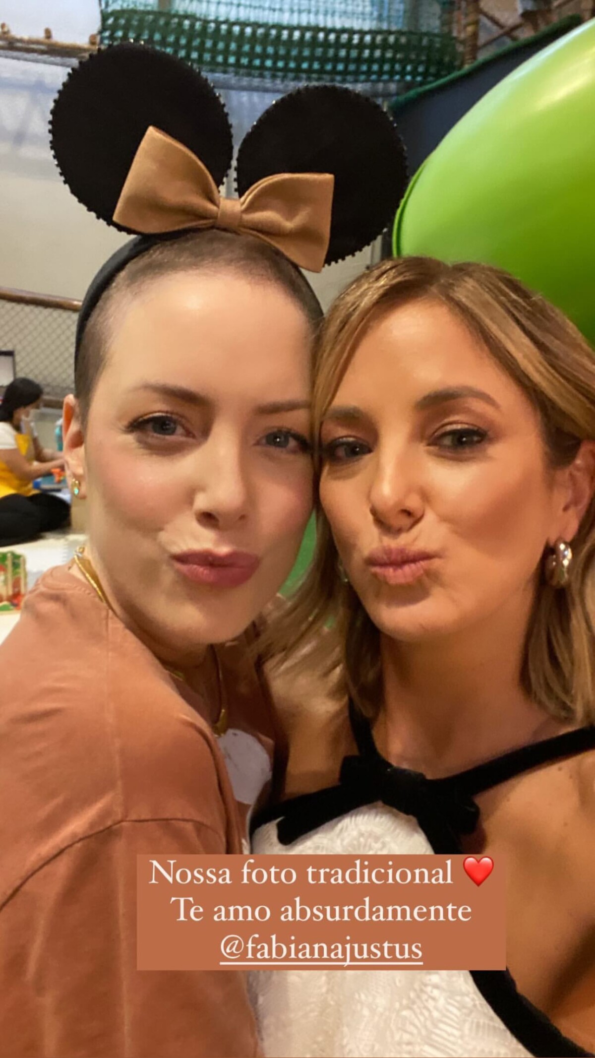 Foto: Ticiane Pinheiro também esteve na festa do filho de Fabiana ...