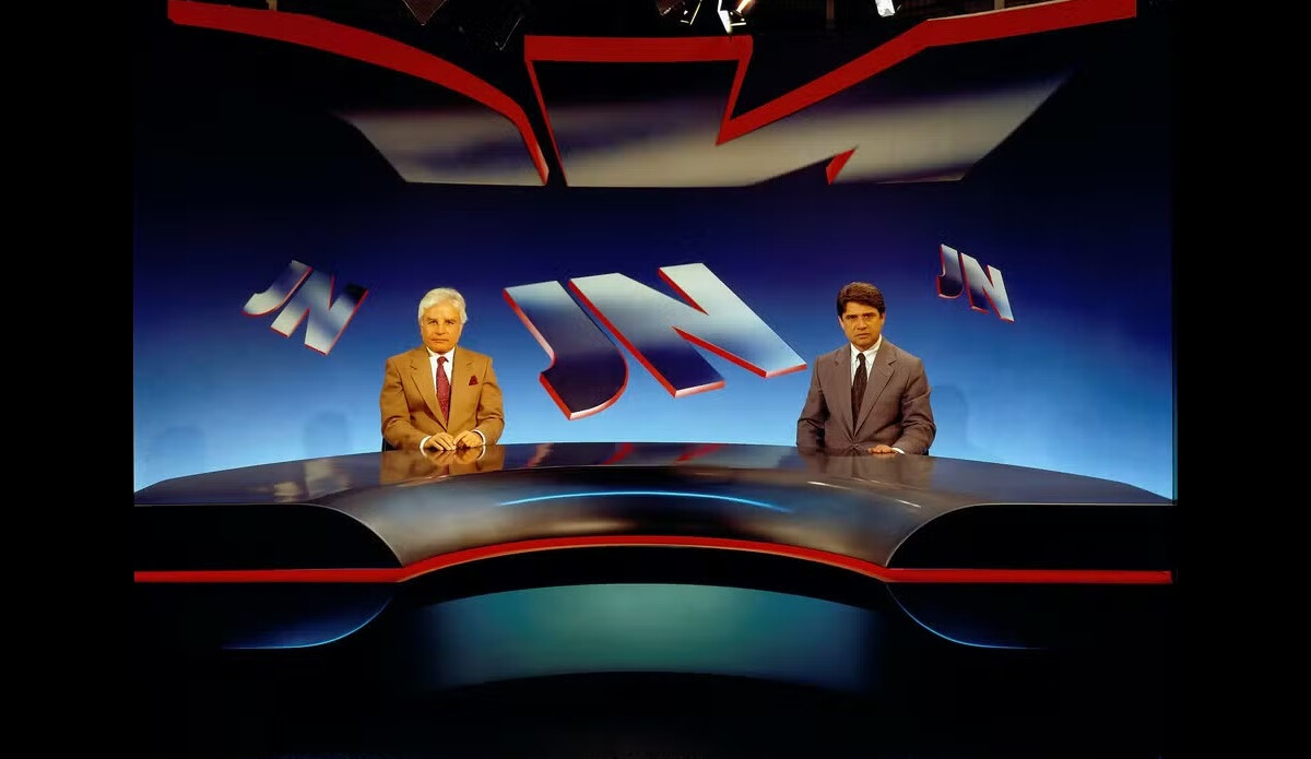 Foto: Cid Moreira morreu aos 97 anos e com planos de chegar aos 100 ...