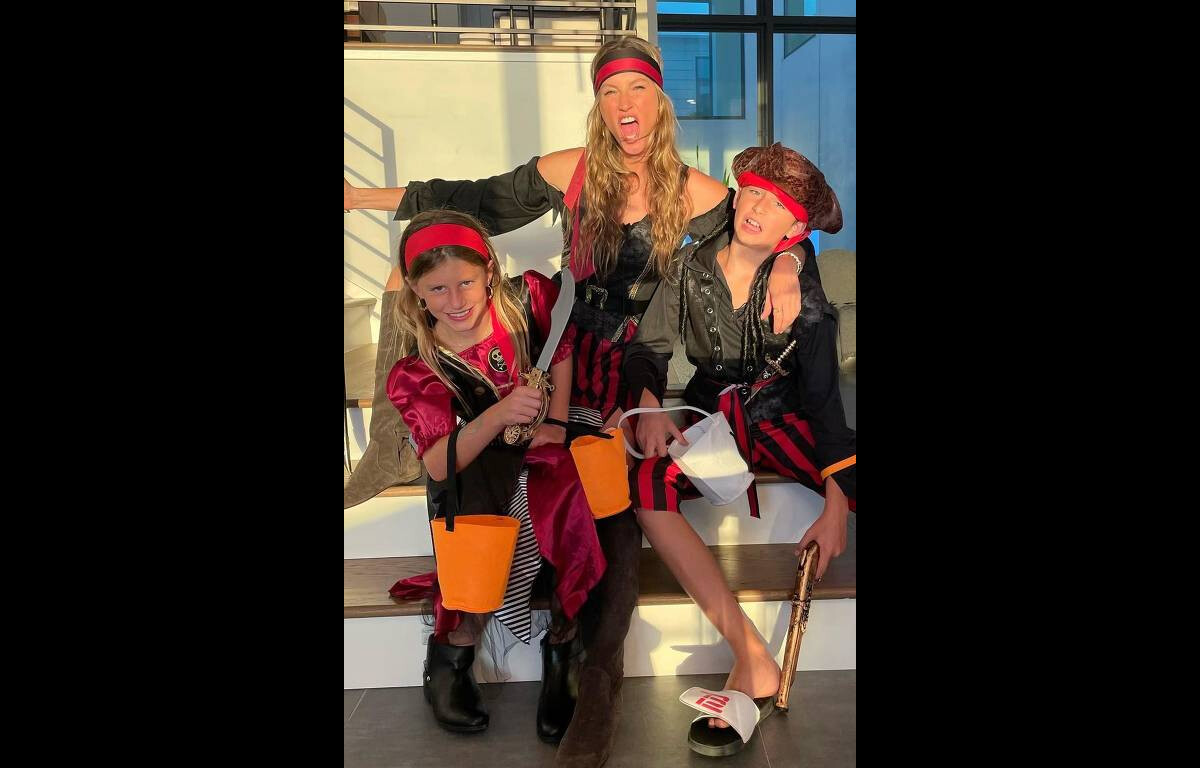 Foto: Benjamin e Vivian são frutos do relacionamento de Tom com Gisele ...