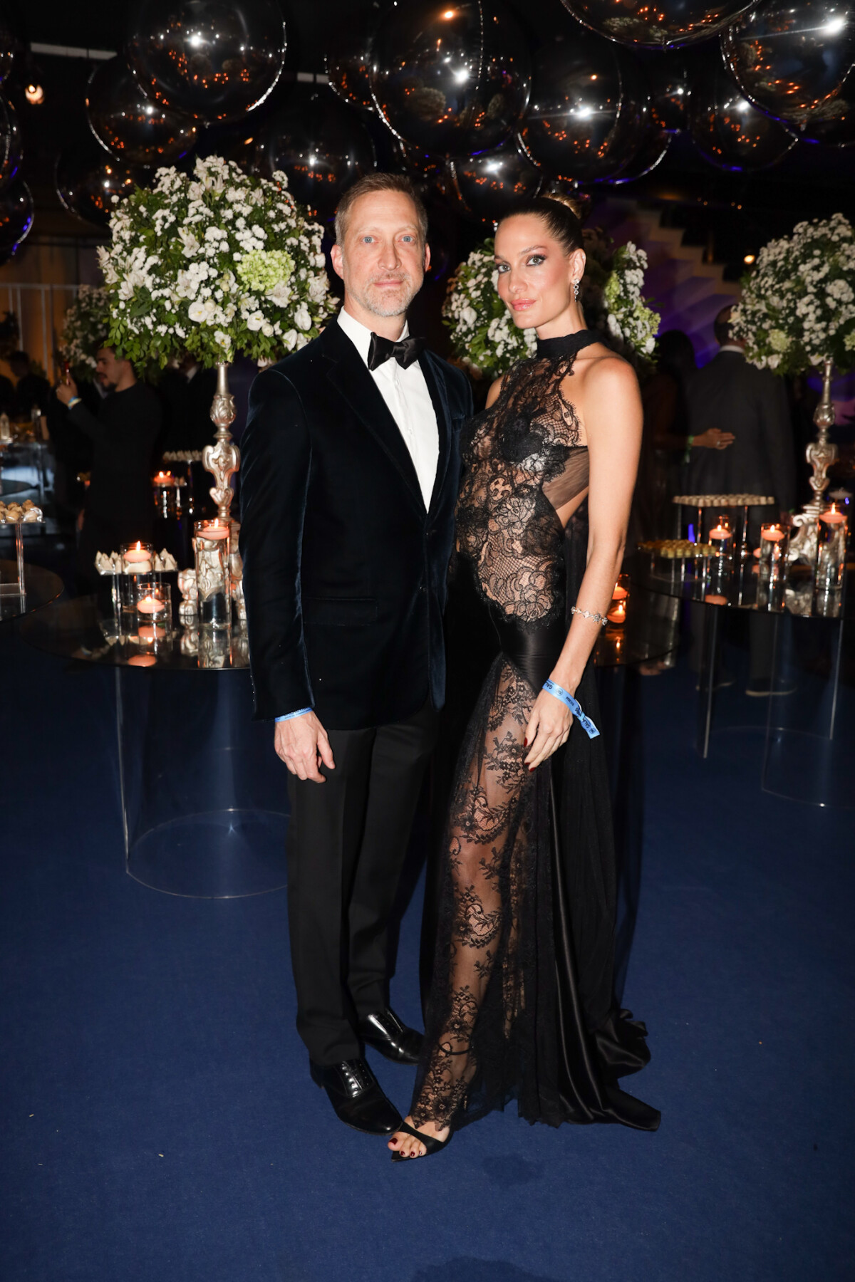 Foto: Schynaider Moura e o namorado, Bruno Garfinkel, prestigiaram leilão de Ronaldo Fenômeno ...