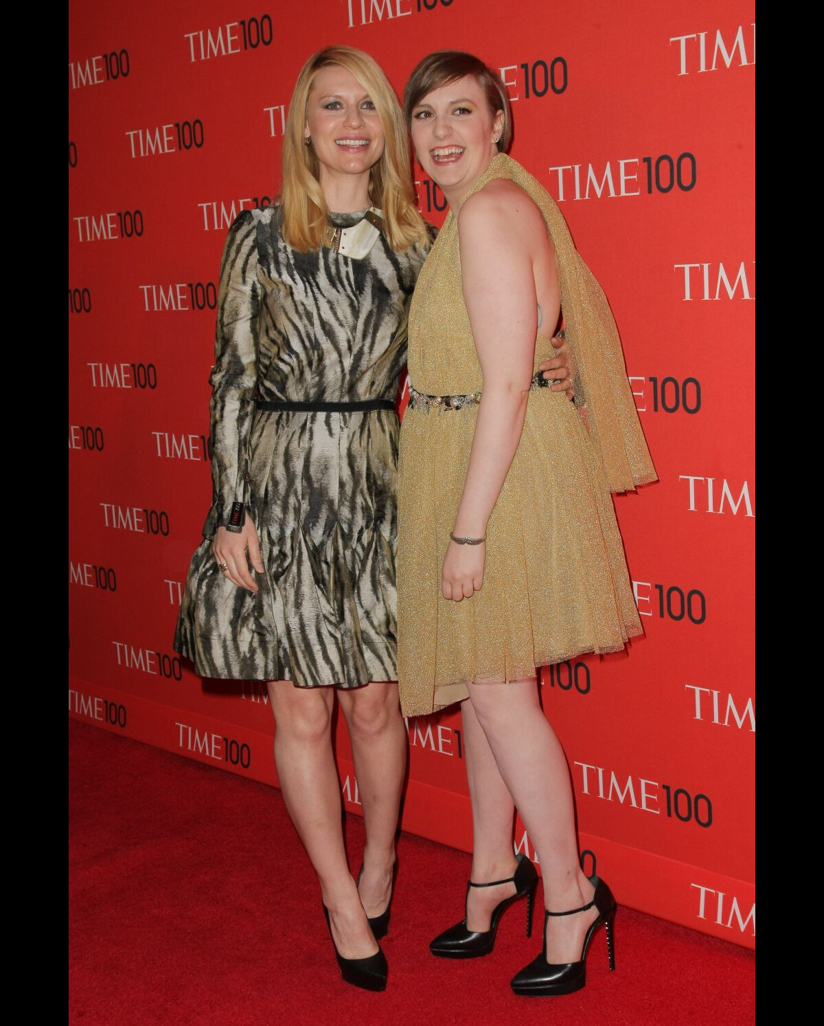 Foto: Claire Danes e Lena Dunham posam juntas para a foto - Purepeople