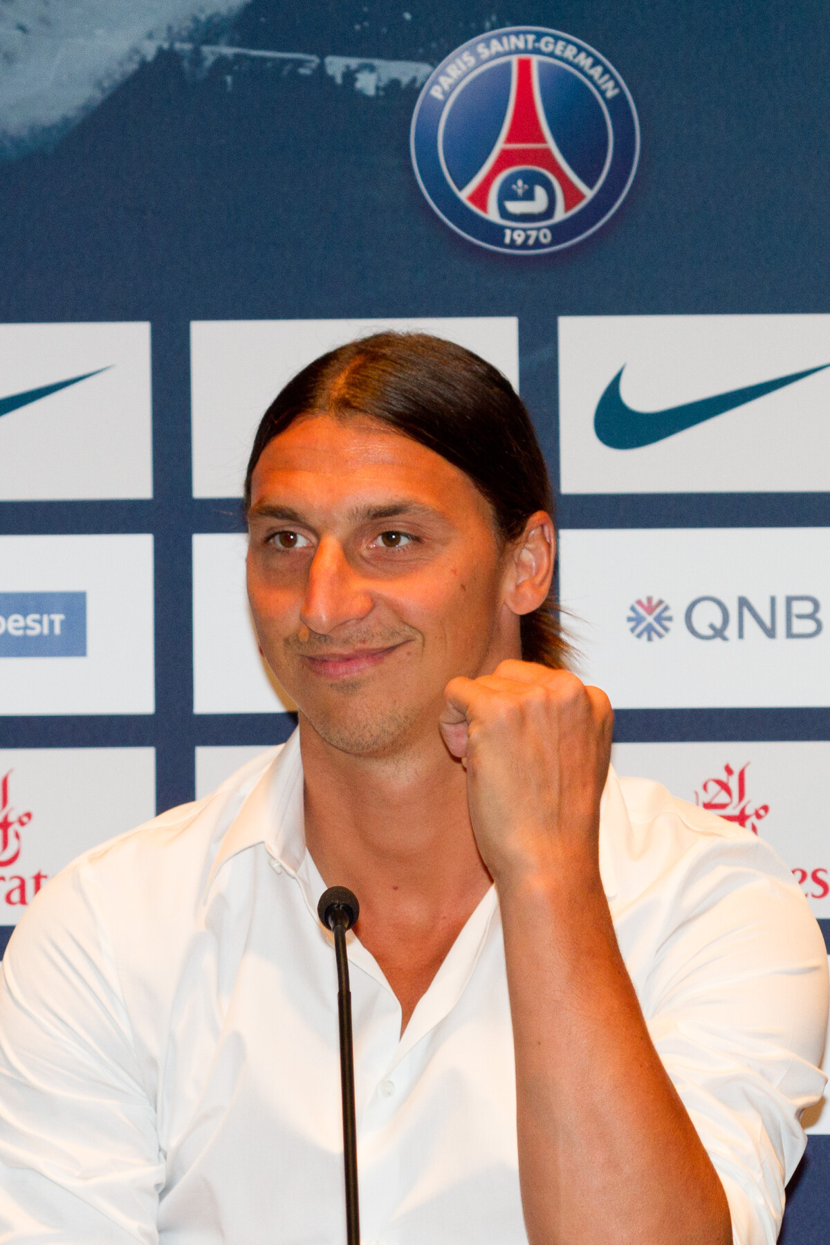 Foto: O sueco Zlatan Ibrahimovic tem contrato até o meio de 2016, mas ... Foto: O sueco Zlatan Ibrahimovic tem contrato até o meio de 2016, mas ...