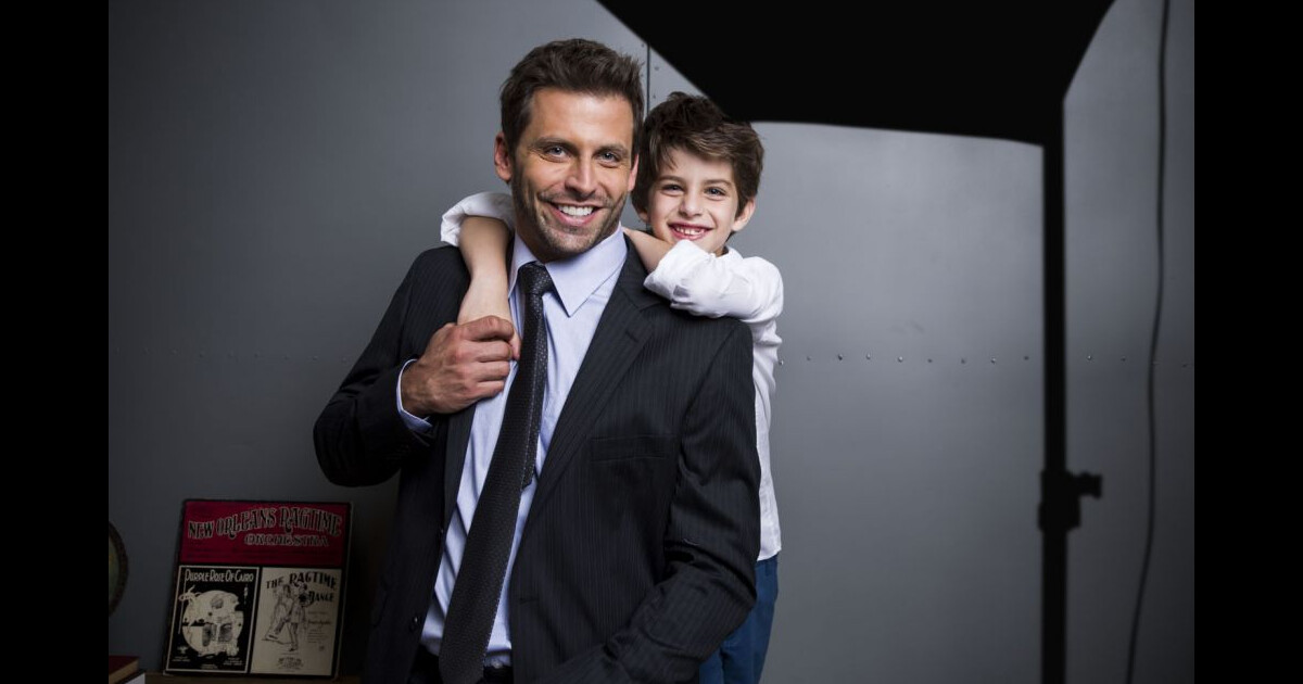 Henri Castelli e seu filho com Isabeli Fontana, Lucas, posam para marca ...