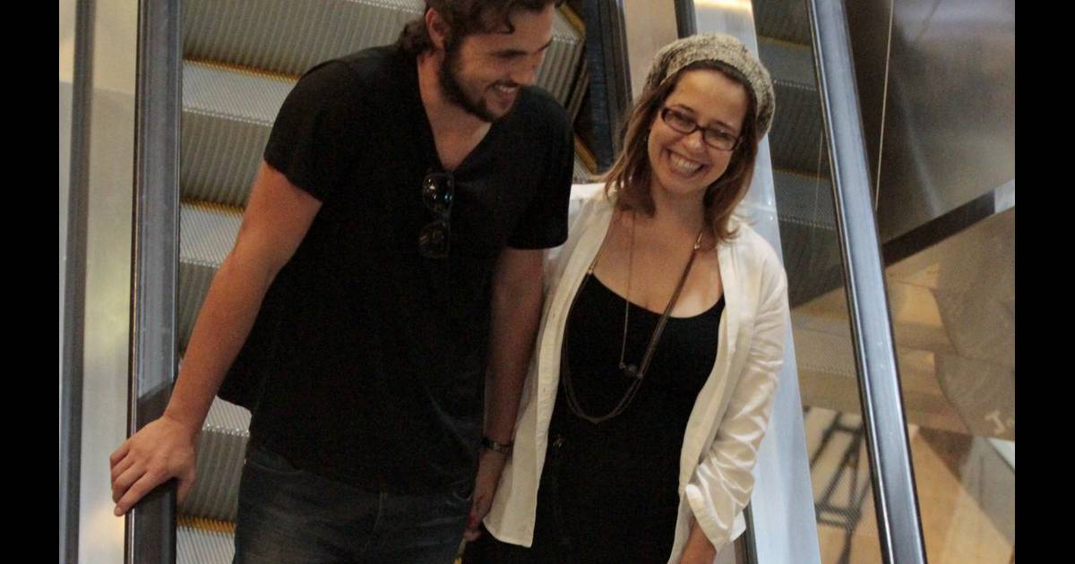 A atriz é mãe de Maria Luiza, fruto de seu casamento com o cantor ...