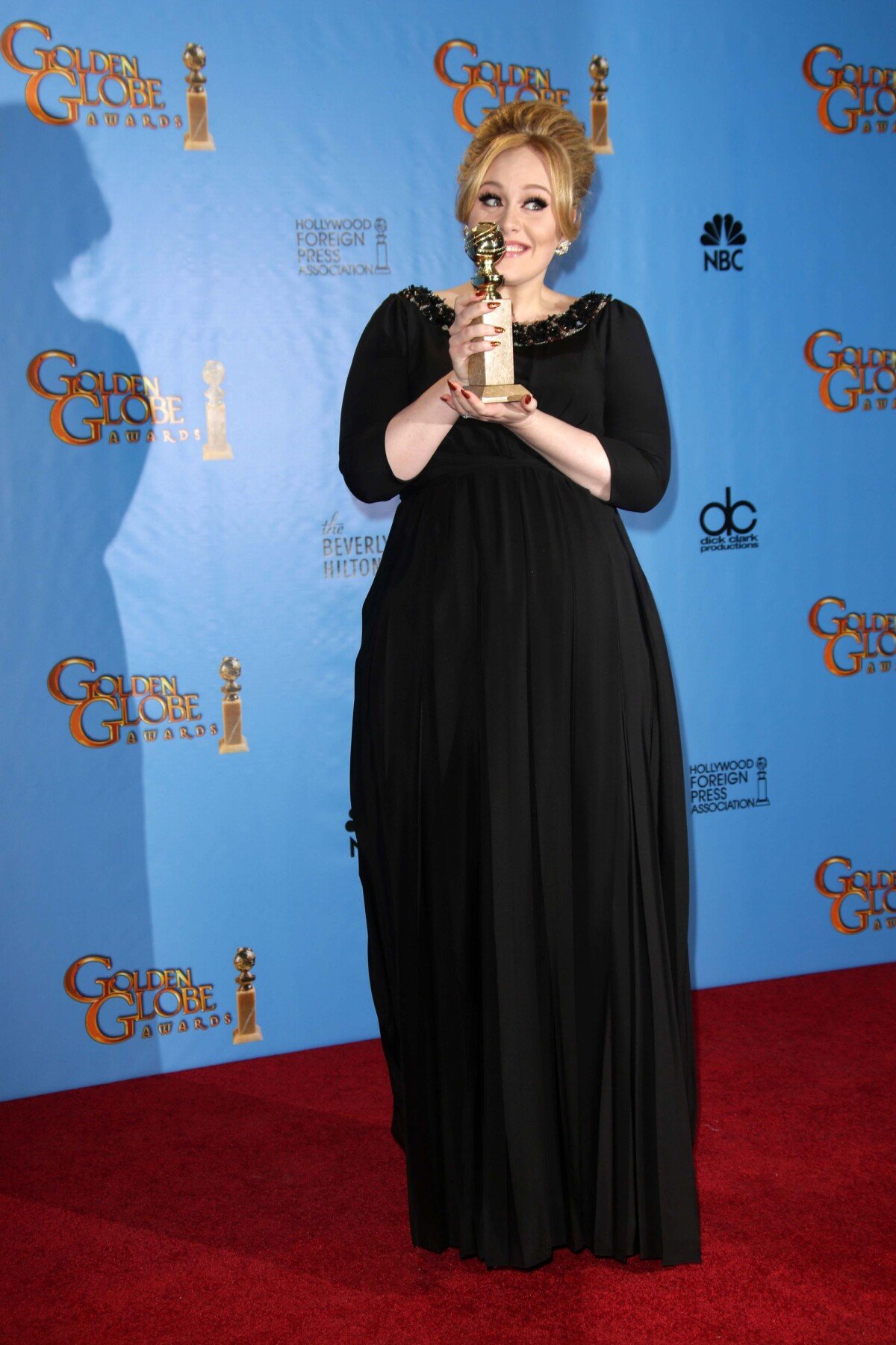 Foto: Adele está na lista da revista 'Vanity Fair', que elegeou as 10 cantoras mais bem vestidas ...