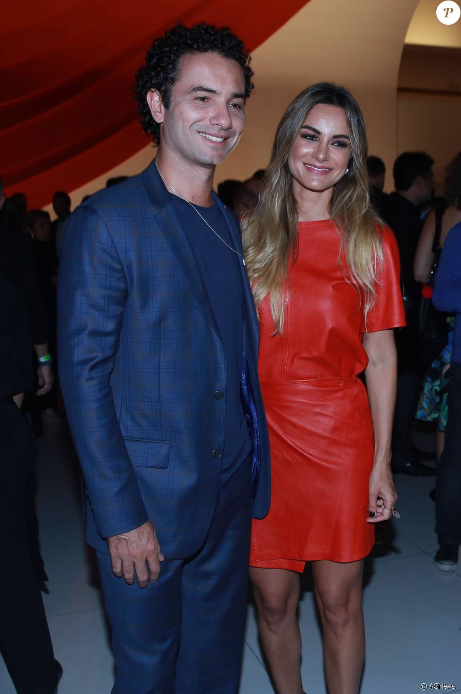 O apresentador Marco Luque compareceu ao evento ao lado de sua esposa ...
