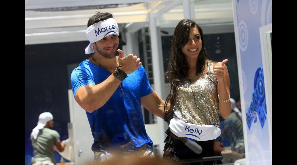 Foto: Marcello e Kelly brincam com o público que lotou shopping para vê ...