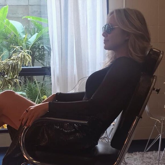 Fotos de Eliana - Página 41