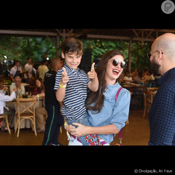 Morena, Leticia Birkheuer foi acompanhada do filho João, fruto de ...