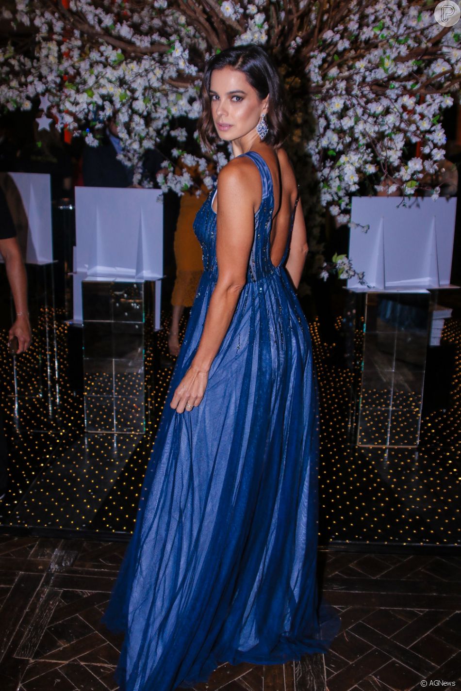 Vera Viel completou look com styling com joias Marisa Clermann - Purepeople