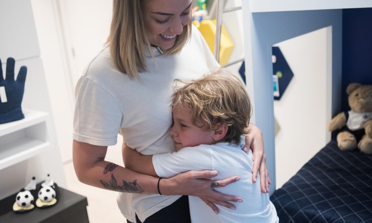 Foto: Davi Lucca está curtindo as praias e surfando em Fernando de ...