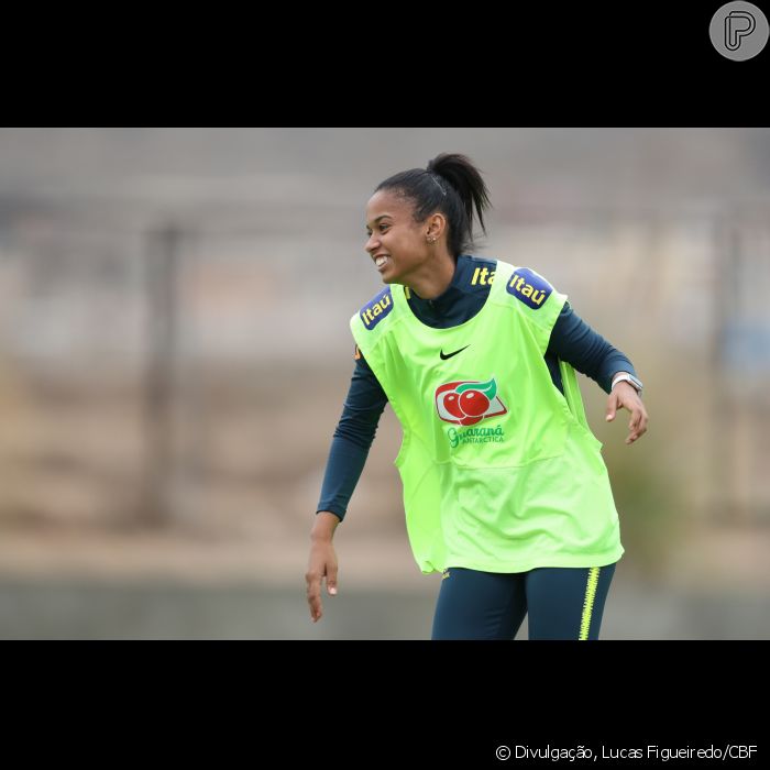 Aline Millene, da Seleção Brasileira, é formada em universidade dos ...