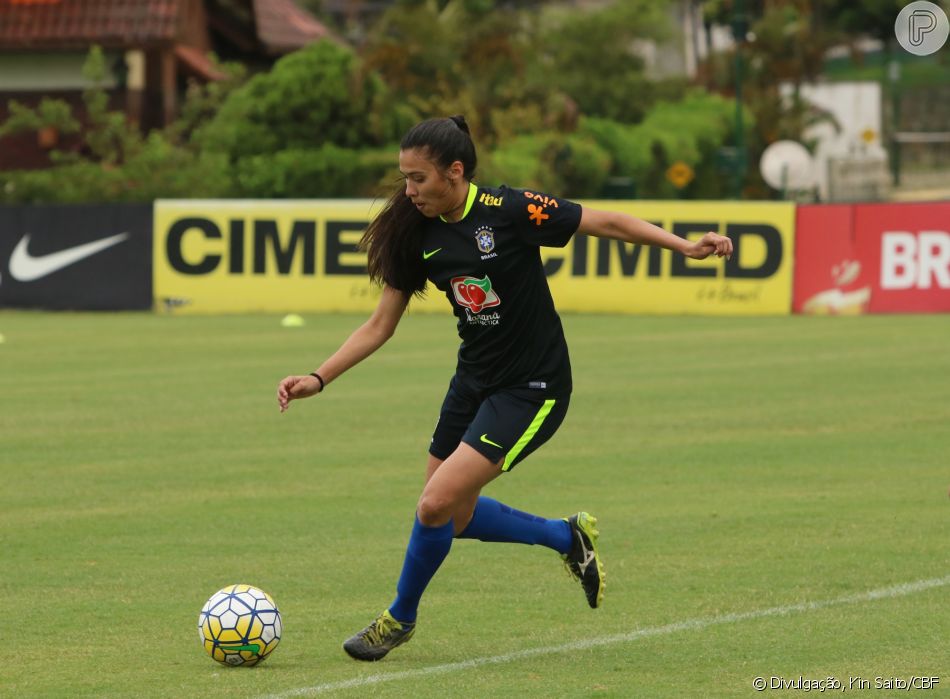 Antonia Silva, da Seleção Brasileira, foi eleita a melhor zagueira do ...