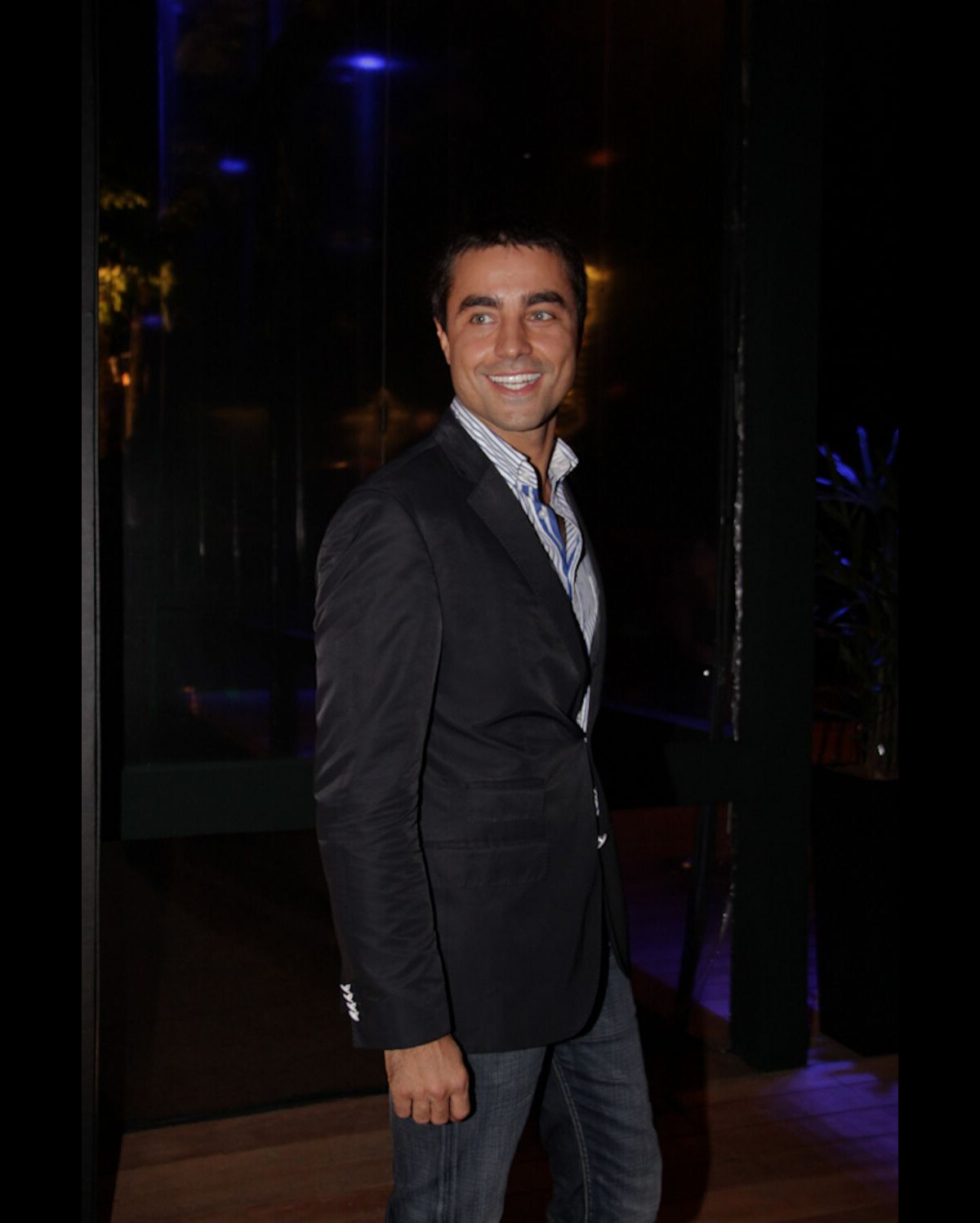 Foto: Ricardo Pereira exibe visual sem barba - Purepeople