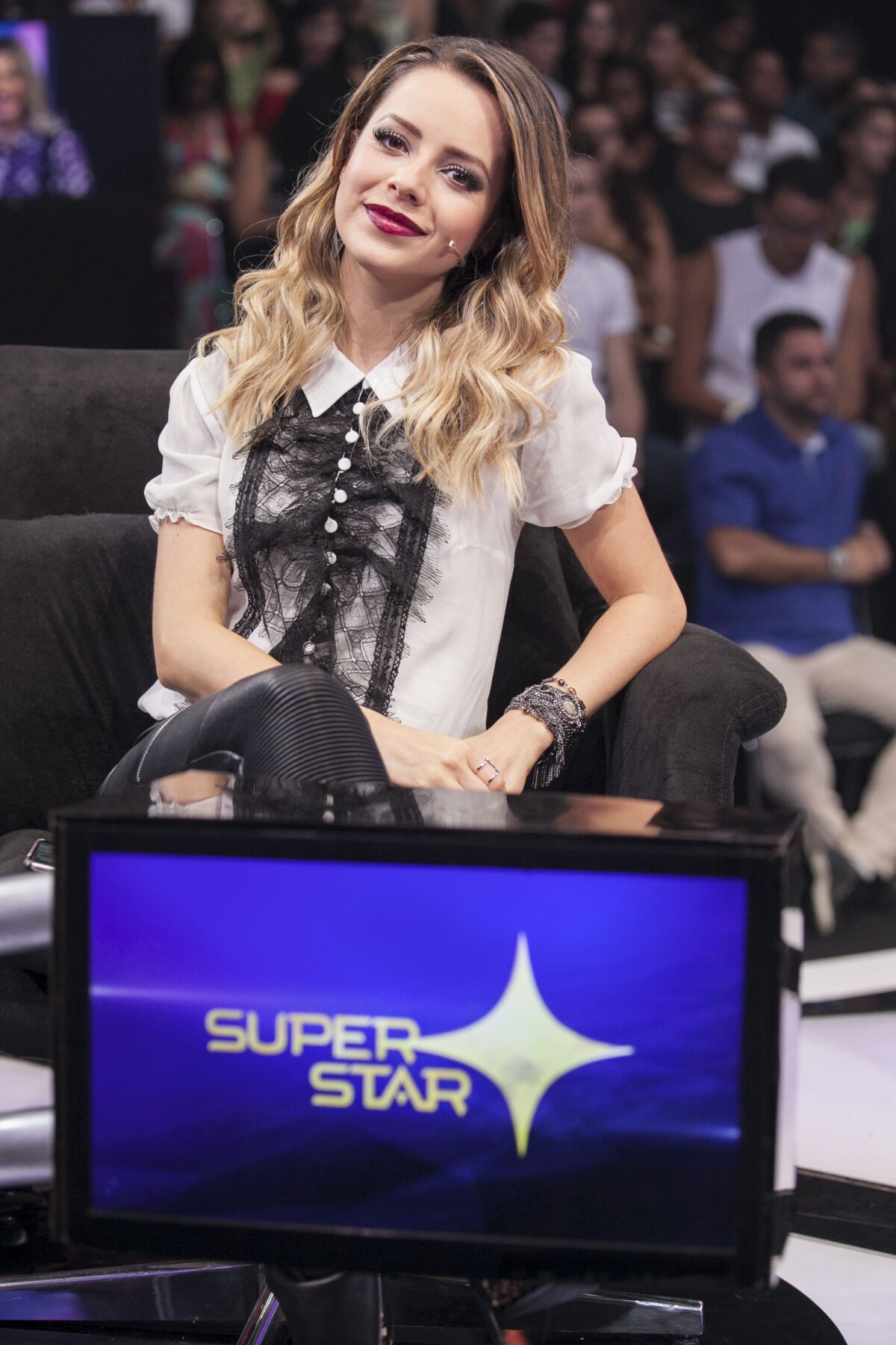 Foto: Evolução fashion de Sandy: o visual da cantora está com uma ...