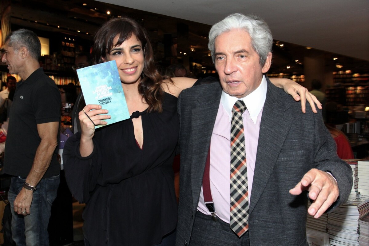 Foto: Ator, dramaturgo, diretor e cineasta, Domingos Oliveira morreu em ... Foto: Ator, dramaturgo, diretor e cineasta, Domingos Oliveira morreu em ...