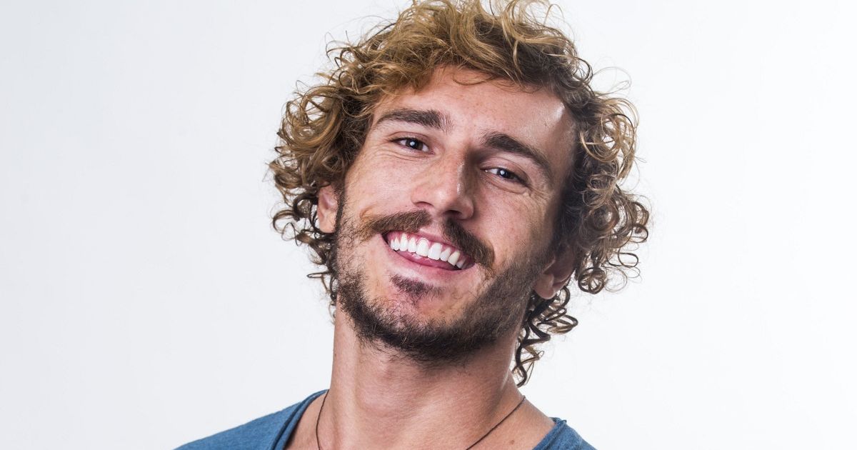 'BBB19': Alan esclareceu que enxergava Carol apenas como amiga - Purepeople