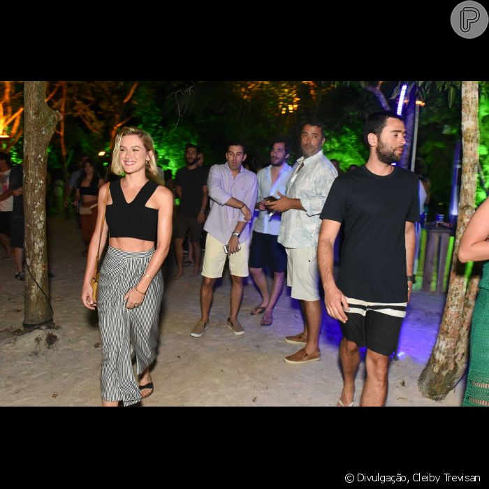 Fiorella Mattheis e o empresário Roberto Marinho Neto engataram o ...