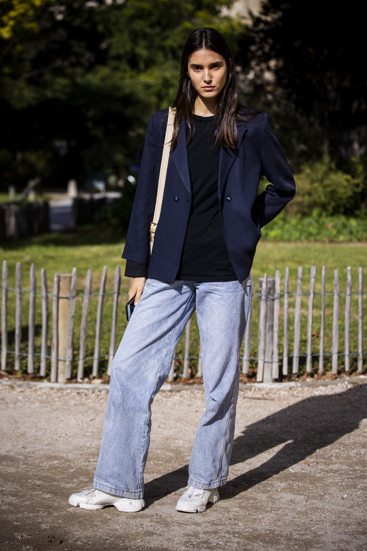 Foto: Calça jeans: modelo clássico e tradicional em lavagem clara é ...