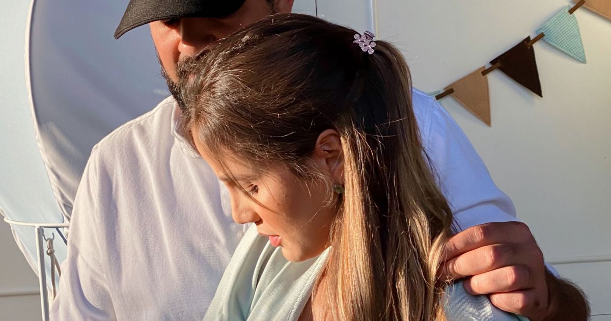 Biah Rodrigues e Sorocaba são pais de Theo, de 1 mês - Purepeople