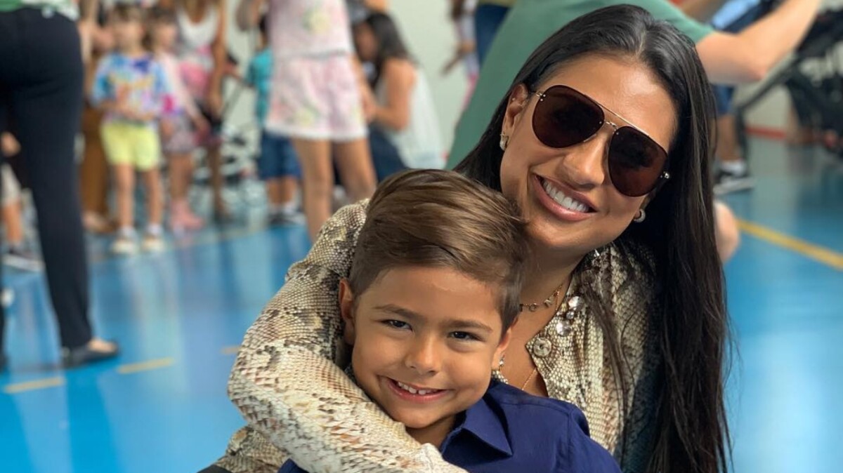 Foto: Grávida, Simone contou sugestão do filho, Henry, para nome de ...