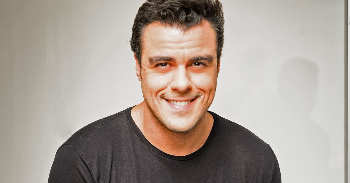Joaquim Lopes é ator e apresentador - Purepeople