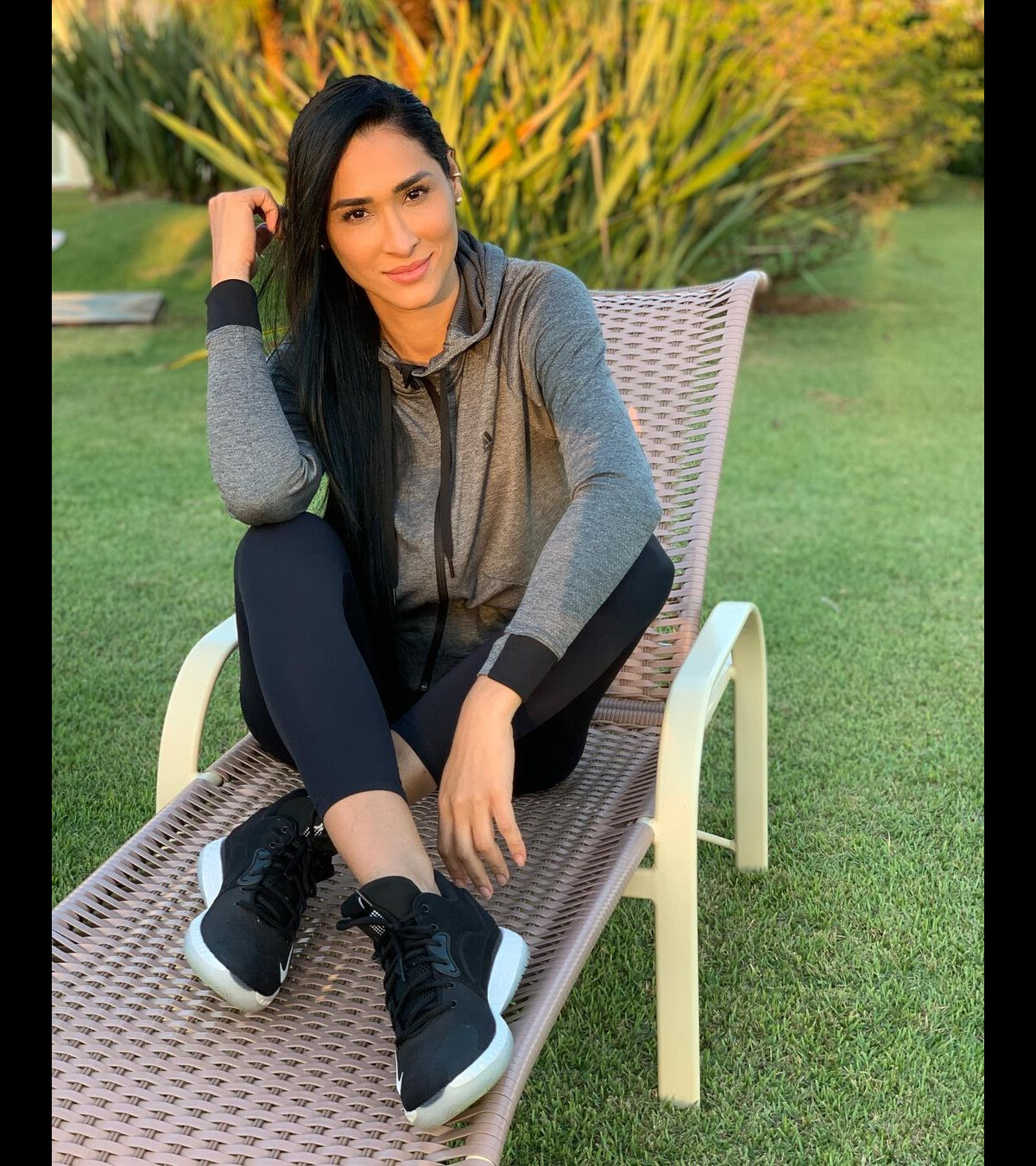 Foto: Jaqueline disse que irá acompanhar o 'BBB 22' de casa - Purepeople