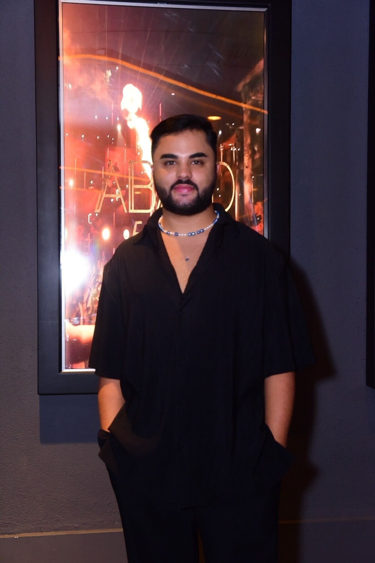 Foto: Lucas Guedez desfilou look all black na festa de Luan Santana ...