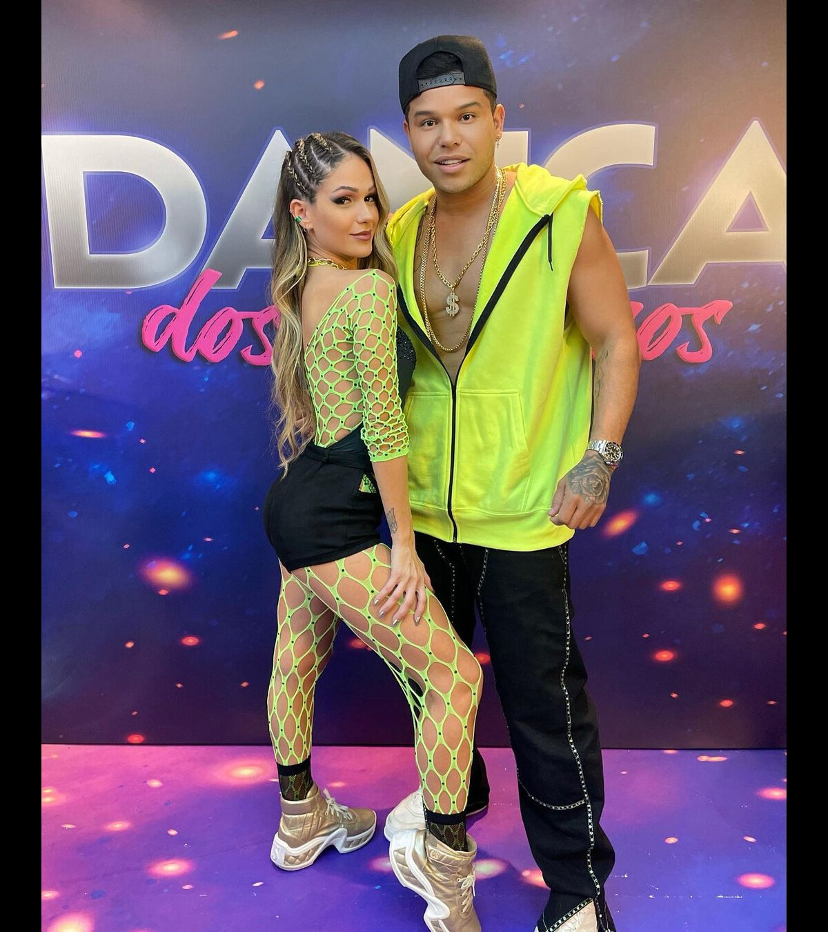 Foto: Tierry e Carla Bruno disseram que o beijo era parte da ... Foto: Tierry e Carla Bruno disseram que o beijo era parte da ...