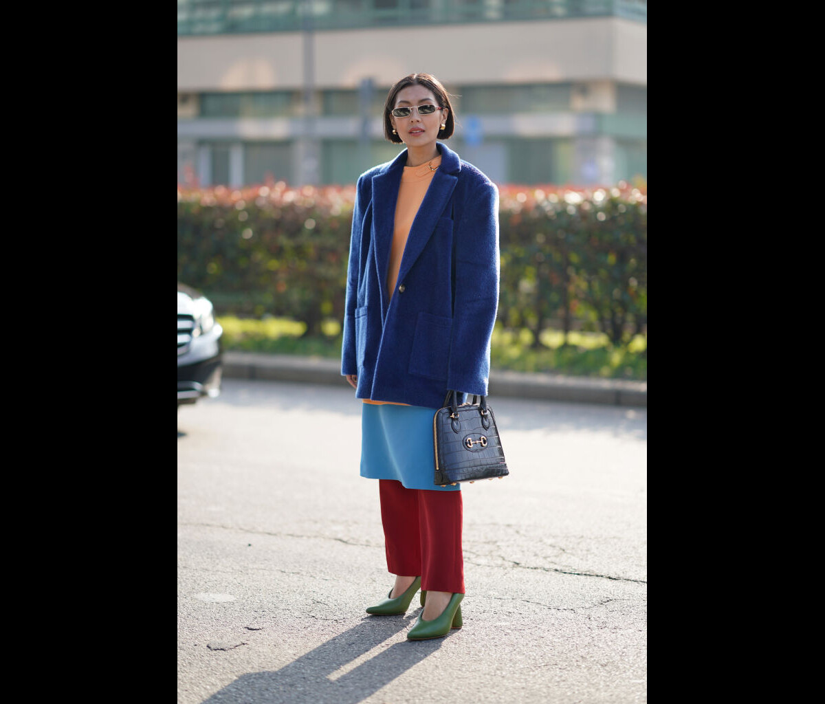 Foto: Casaco teddy em modelagem de blazer pode ser usado com facilidade ...