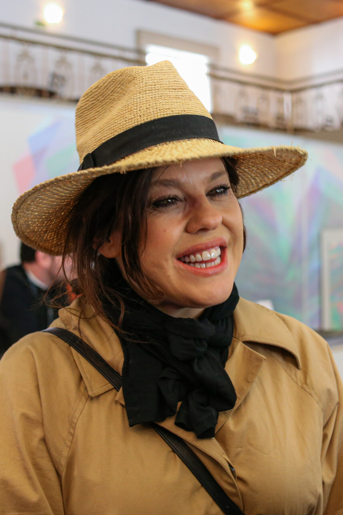 Foto: A atriz Bárbara Paz é fã de chapéus e apostou nessa peça em ...