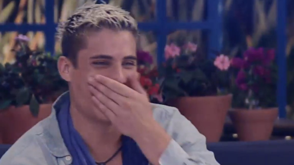 Foto: A Fazenda: Tiago pulou a cerca tentando fugir do programa ...