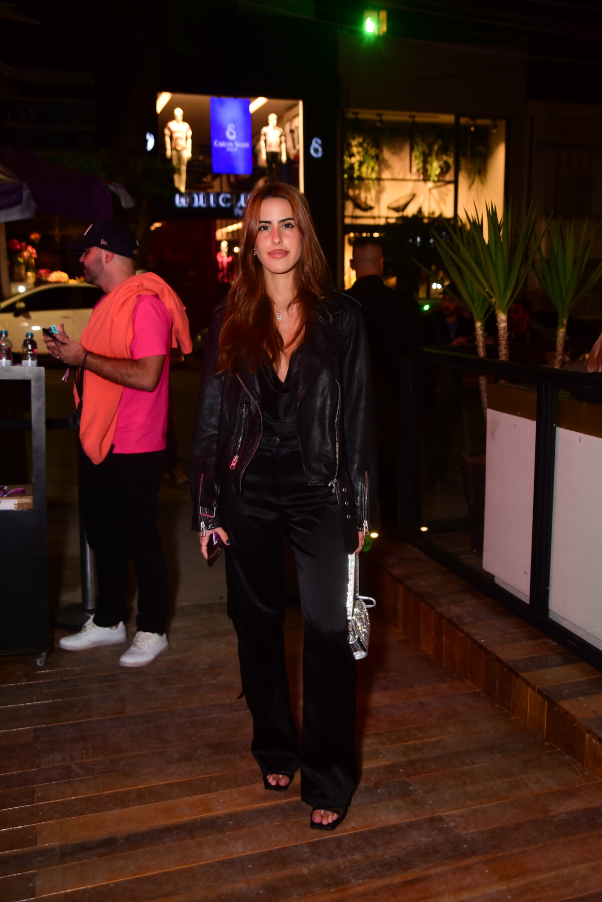 Foto: Ana Morais posou para fotos no aniversário da irmã Cleo - Purepeople