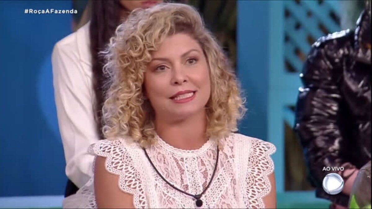 Foto: A Fazenda: Bárbara mostrou coreografia para amigos - Purepeople