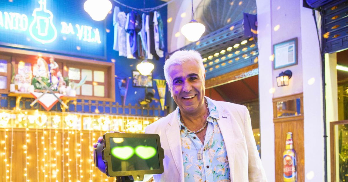 O robô Haroldo fez a web se lembrar que o bar de Nunes (Orã Figueiredo ...