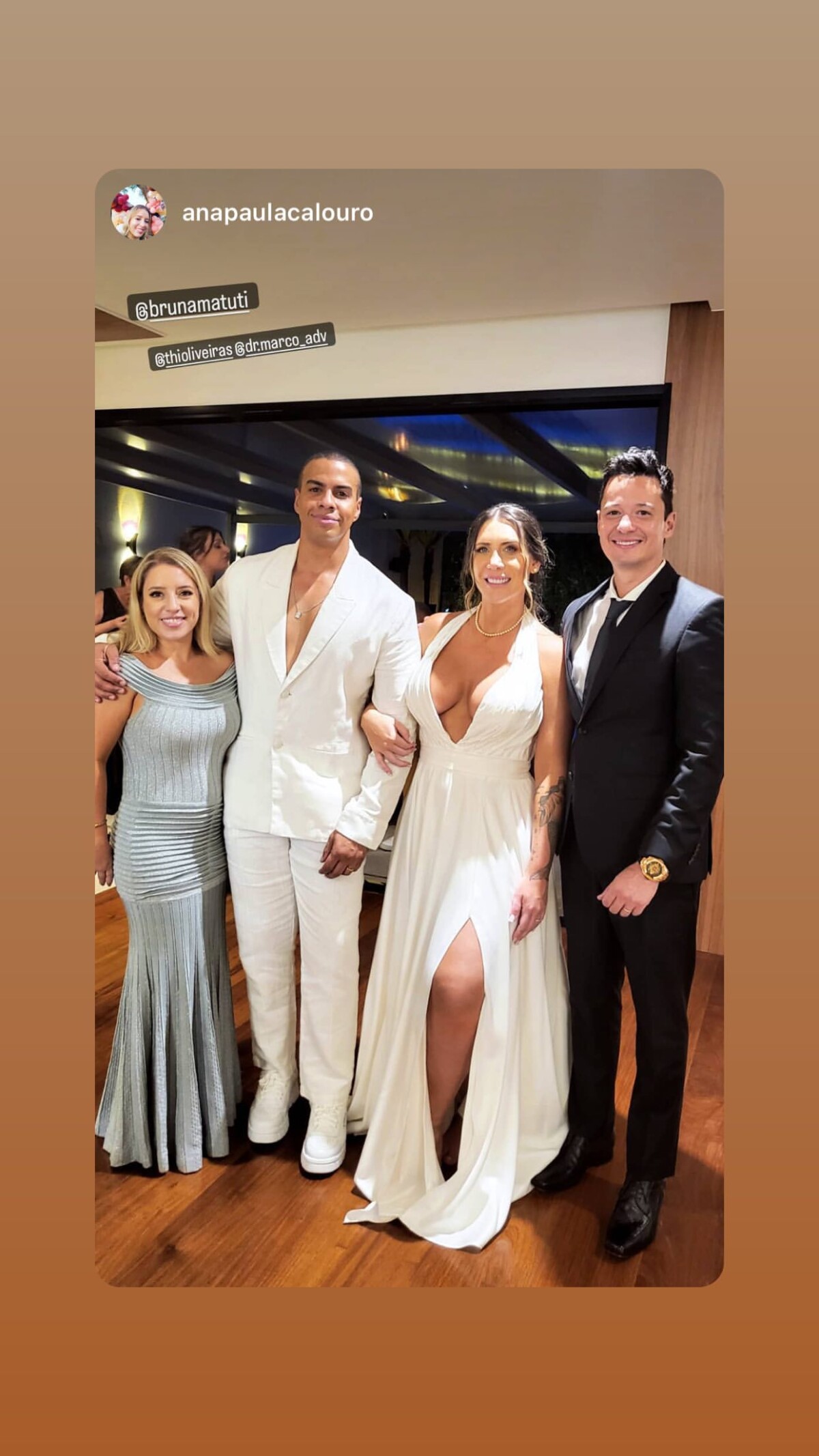 Foto: Thiago Oliveira e Bruna Matuti receberam apenas amigos e familiares em casamento intimista ...